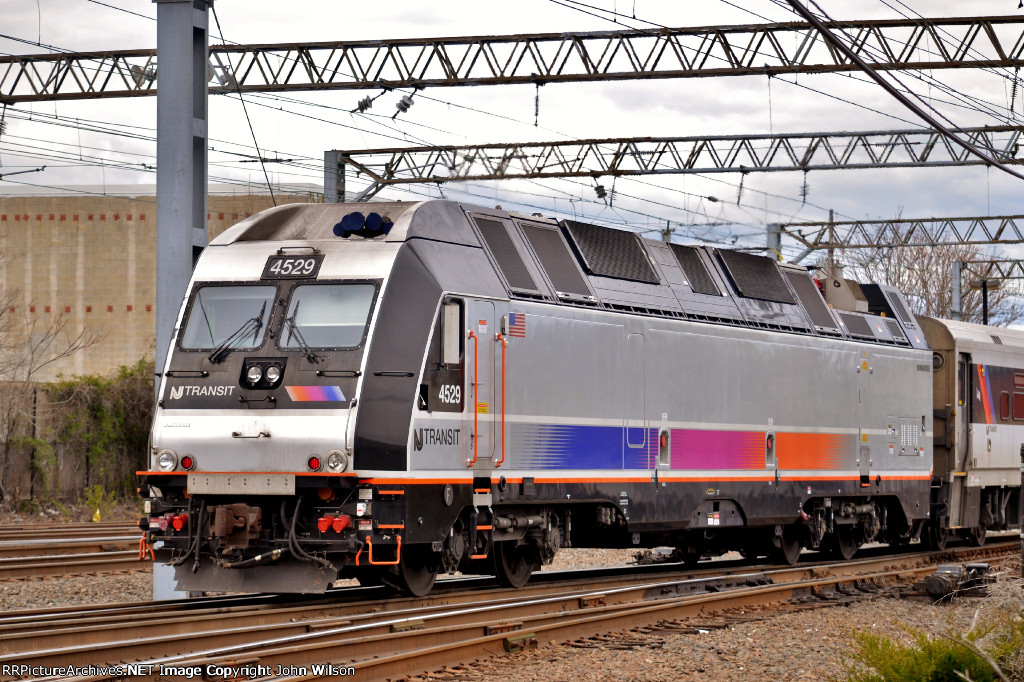 NJT 4529